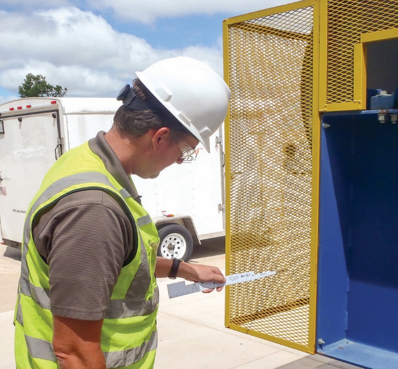 Minimum Requirements for Conveyor Belt Guarding