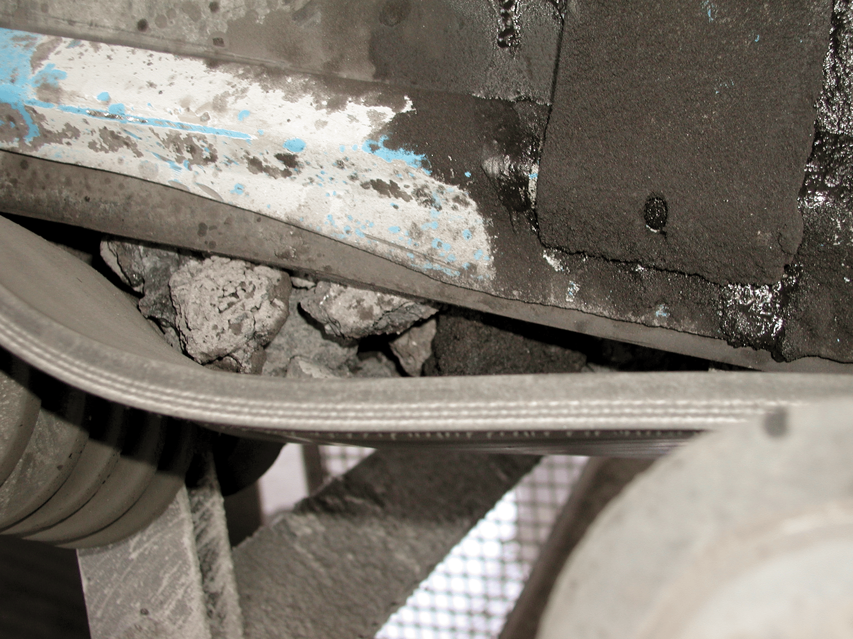 Prevent Conveyor Belt Entrapment Damage