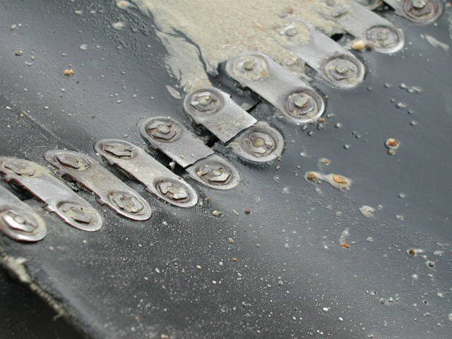 Selecting The Right Belt Cleaner for Your Application